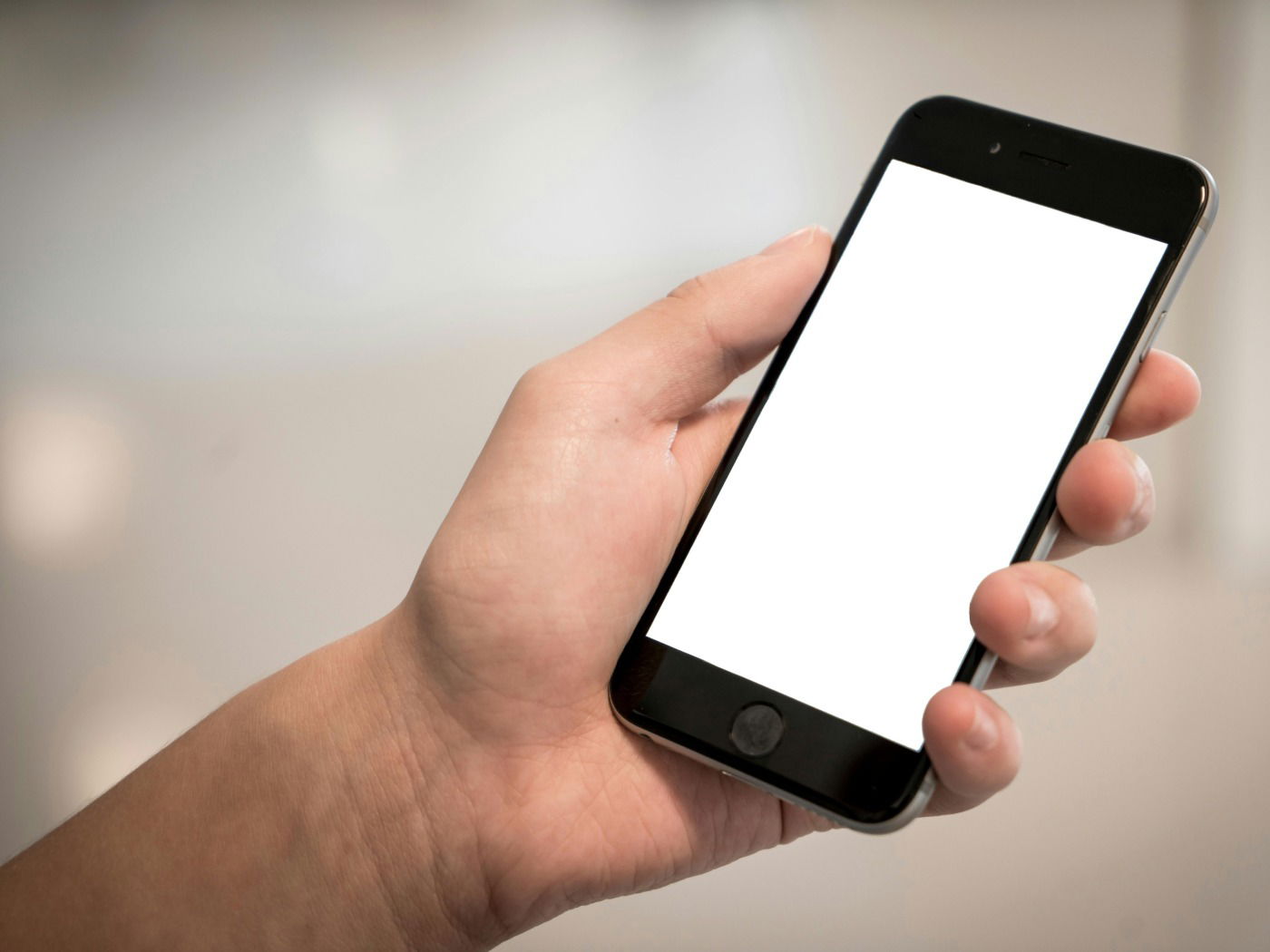 4 dicas muito simples para o teu telemóvel durar mais tempo - 4gnews