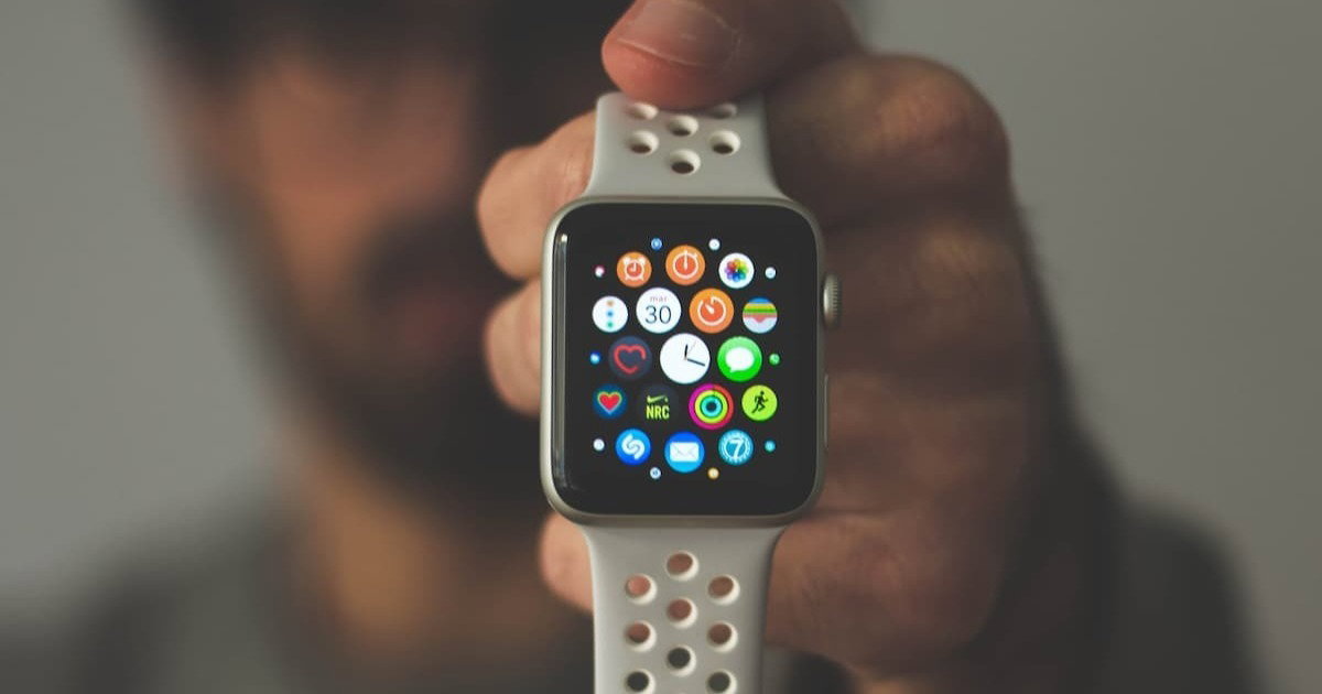 Apple Watch com design 'radical' pode chegar ainda este ano - 4gnews
