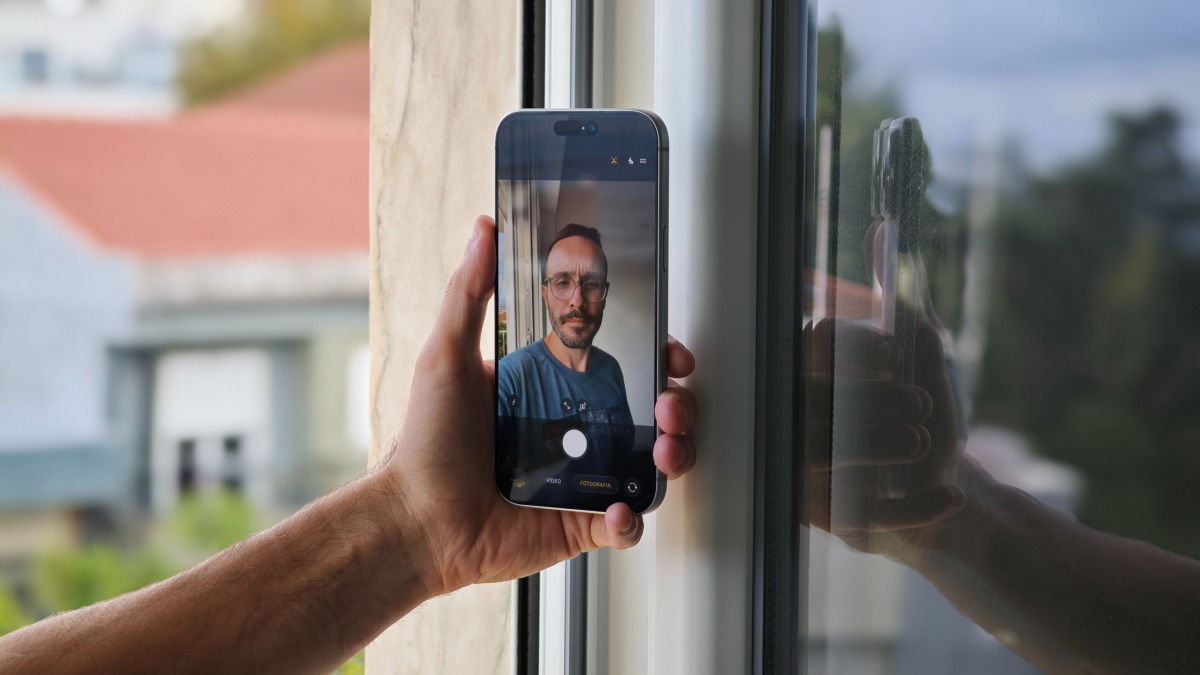 Este telemóvel bateu todos os rivais e tem a melhor câmara frontal do ...