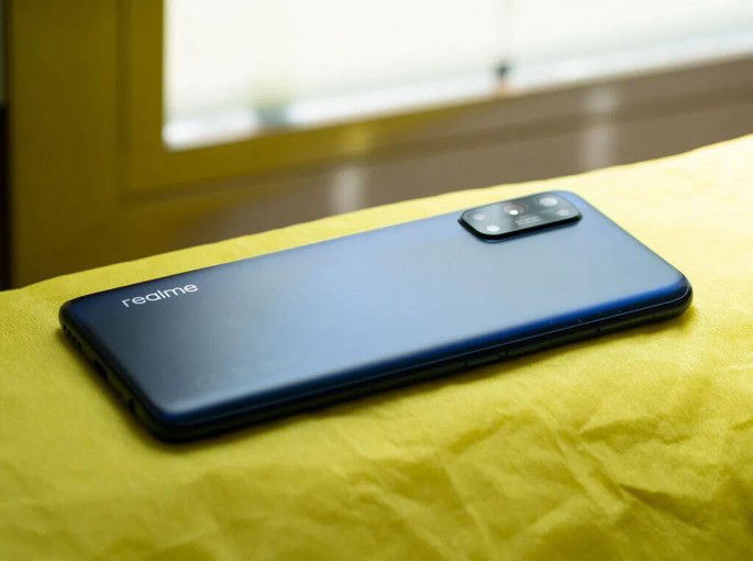 Realme Race Pro e X9 Pro são dois topos de gama que tens de considerar ...