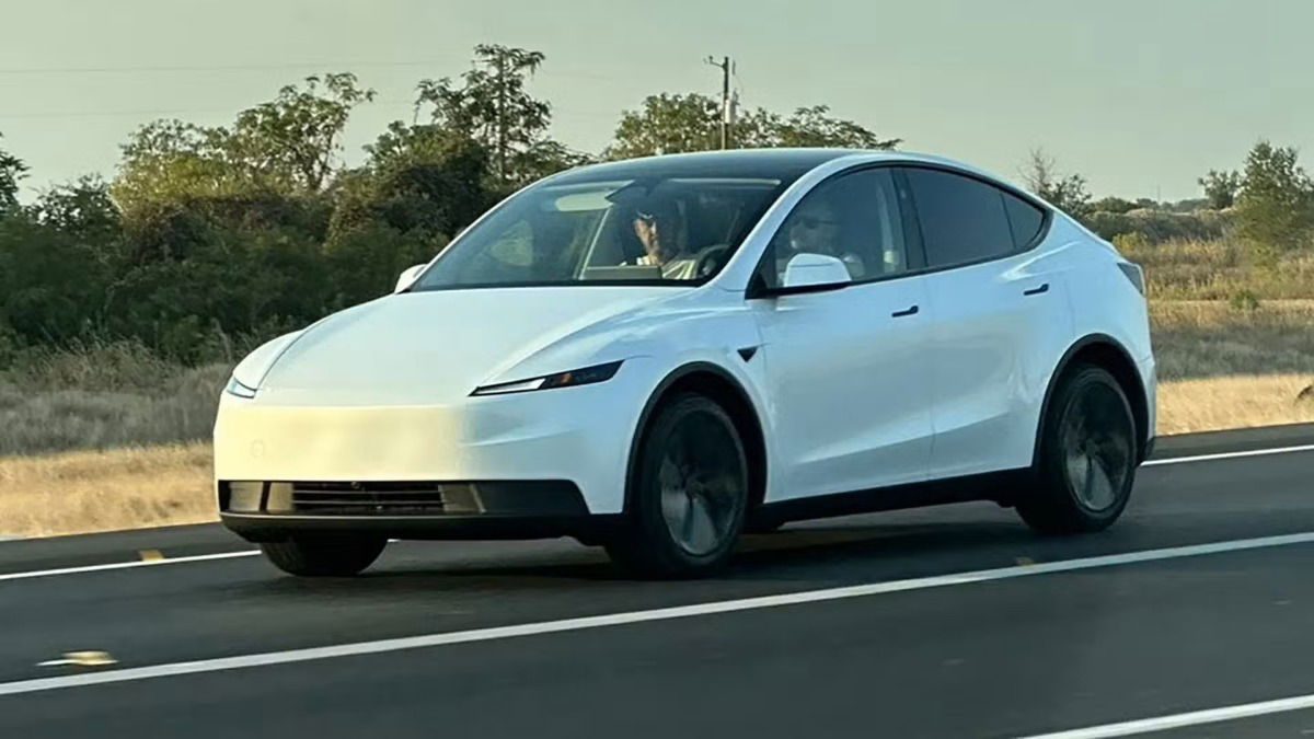 Tesla Model Y mais barato de sempre já tem data para chegar às estradas ...